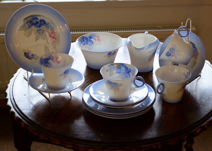 Dealers | Navenby Antiques | Navenby Antiques Centre